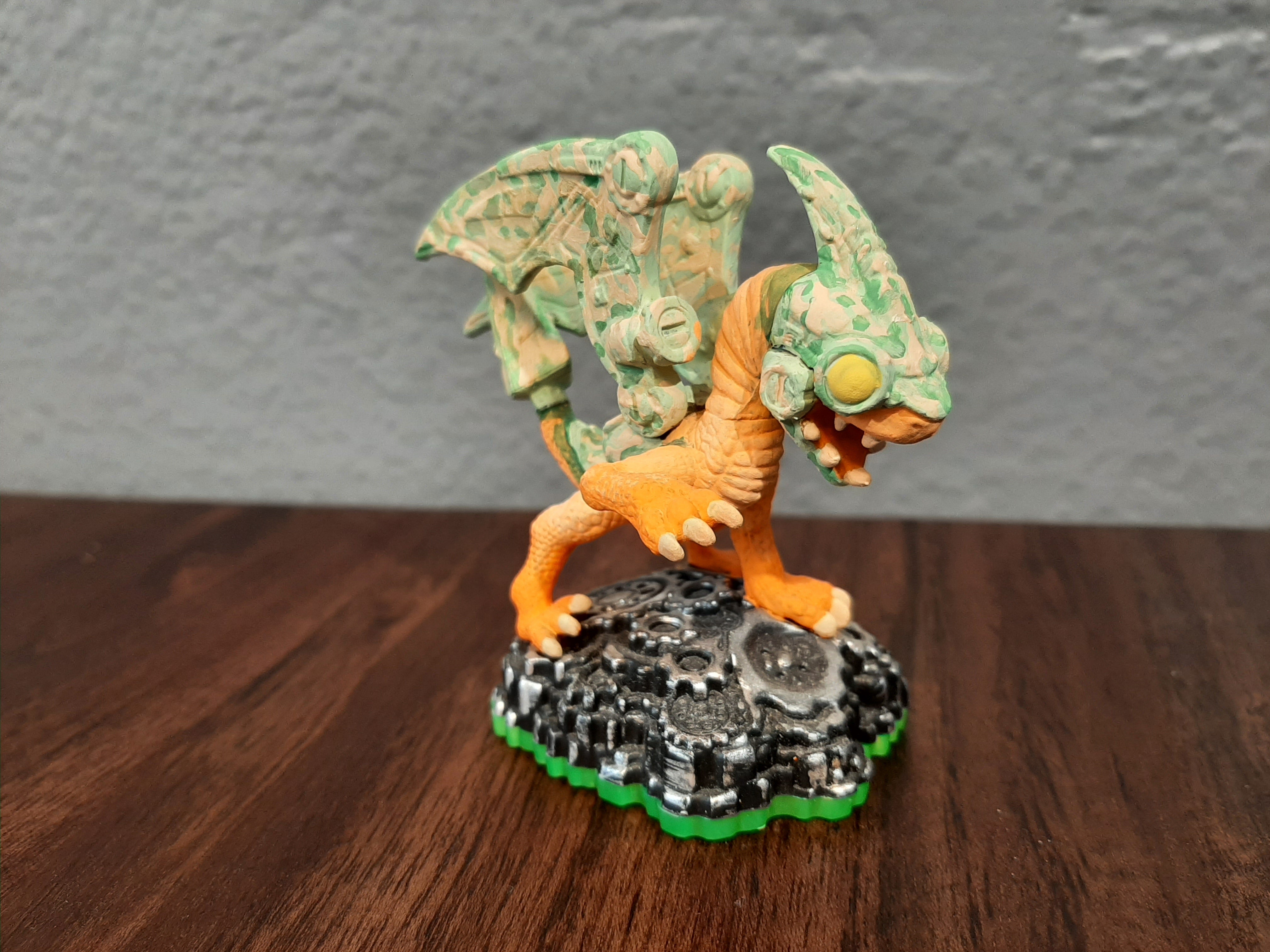 Cantaloupe Drobot – Rainstorm Riddles Store